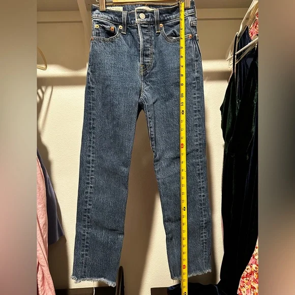 Levi's | Jeans | Levis Wedgie Straight Short | Poshmark